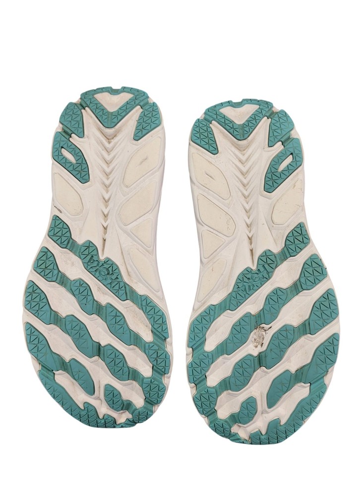 Hoka One One Clifton 8 Sneakers Size 10 D Running Shoes 1121375 Has No ...