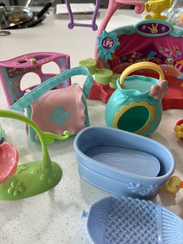 BIG LOT Littlest Pet Shop LPS PLAYSET PIECES Carriers Cages Wagon Ball ...