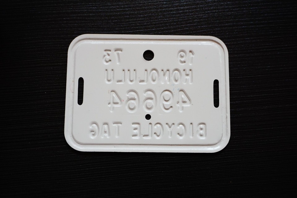 VINTAGE 1973 HONOLULU HAWAII Bicycle Tag License Plate | eBay