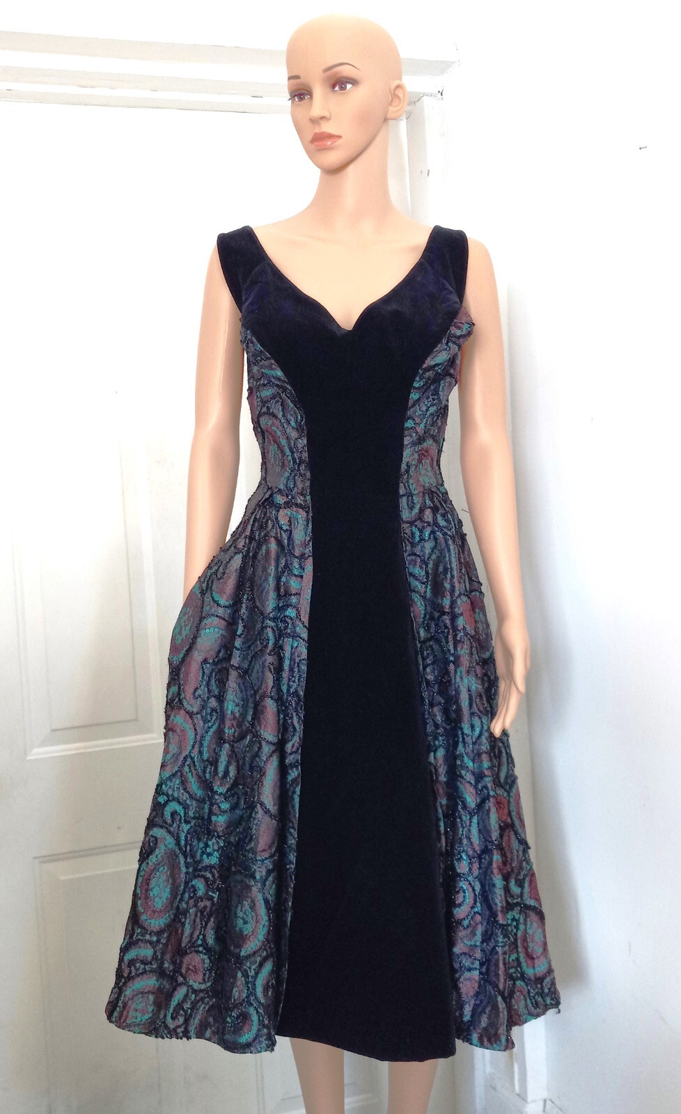 1950s Lilli Ann New Look Dress Vintage Cocktail Paisl… - Gem