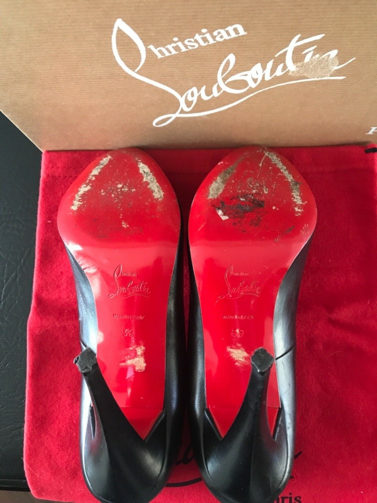 Christian Louboutin Classic Black Pumps size 39 - Gem