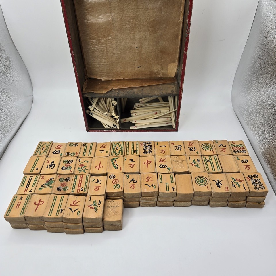 ANTIQUE MAHJONG Set 143 Bamboo Tiles & 126 Bone Game Sticks Lrg & Sm ...