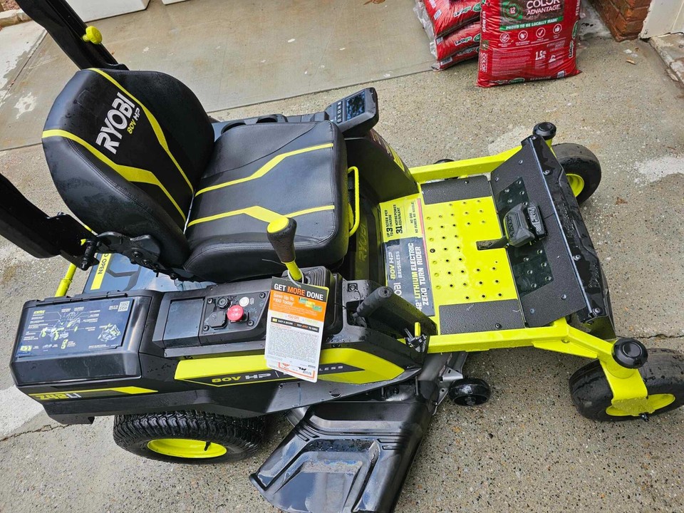 RYOBI RYRM8021 42" LITHIUM ELECTRIC ZERO TURN RIDING MOWER Z42LI 1.5hrs ...