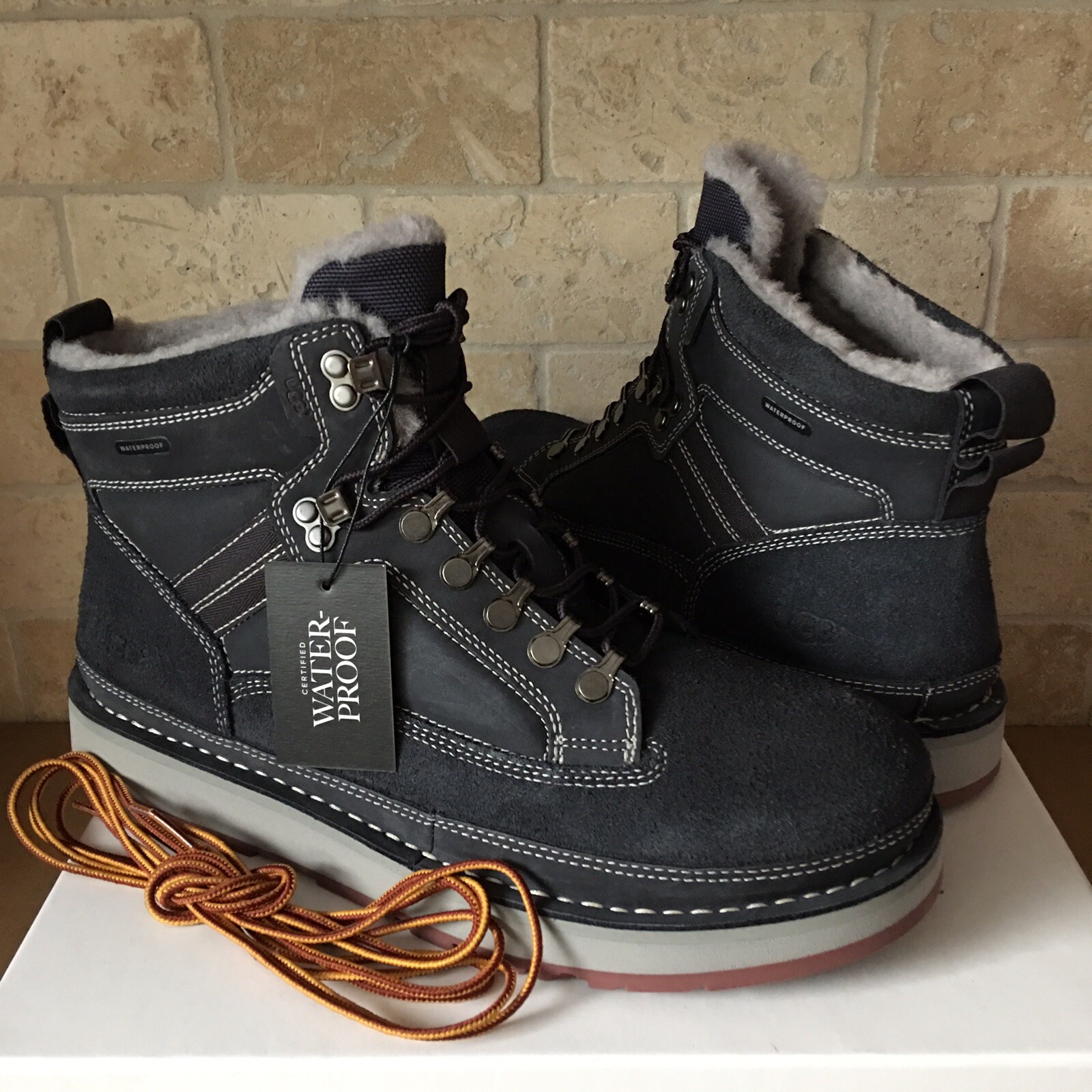 UGG AVALANCHE HIKER TRAIL NAVY SUEDE SHEEPSKIN WATERPROOF SHOES BOOTS ...