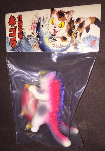 NEGORA CAT & BIG FISH KAIJU FIGURE MAX TOY COMPANY NIB RARE 19th 2012 ...