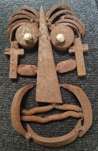 Welded Scrap Metal Man w/2 Crosses Wall Hanging Sculpture Decor ...