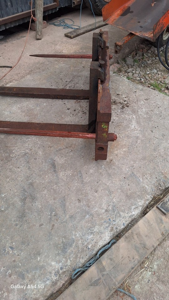 Bale Spikes / pallet forks | eBay UK