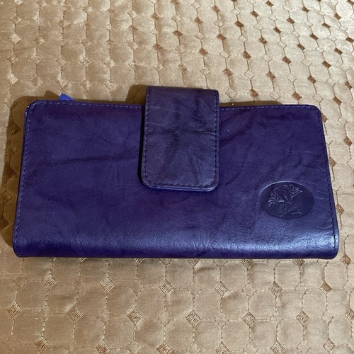 Buxton Vintage Leather Snap Wallet Billfold Bi-Fold Purple Card ID ...
