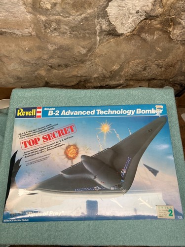 Revell 4577 Stealth B-2 Advanced bomber factory sealed Model Kit 1:72 ...