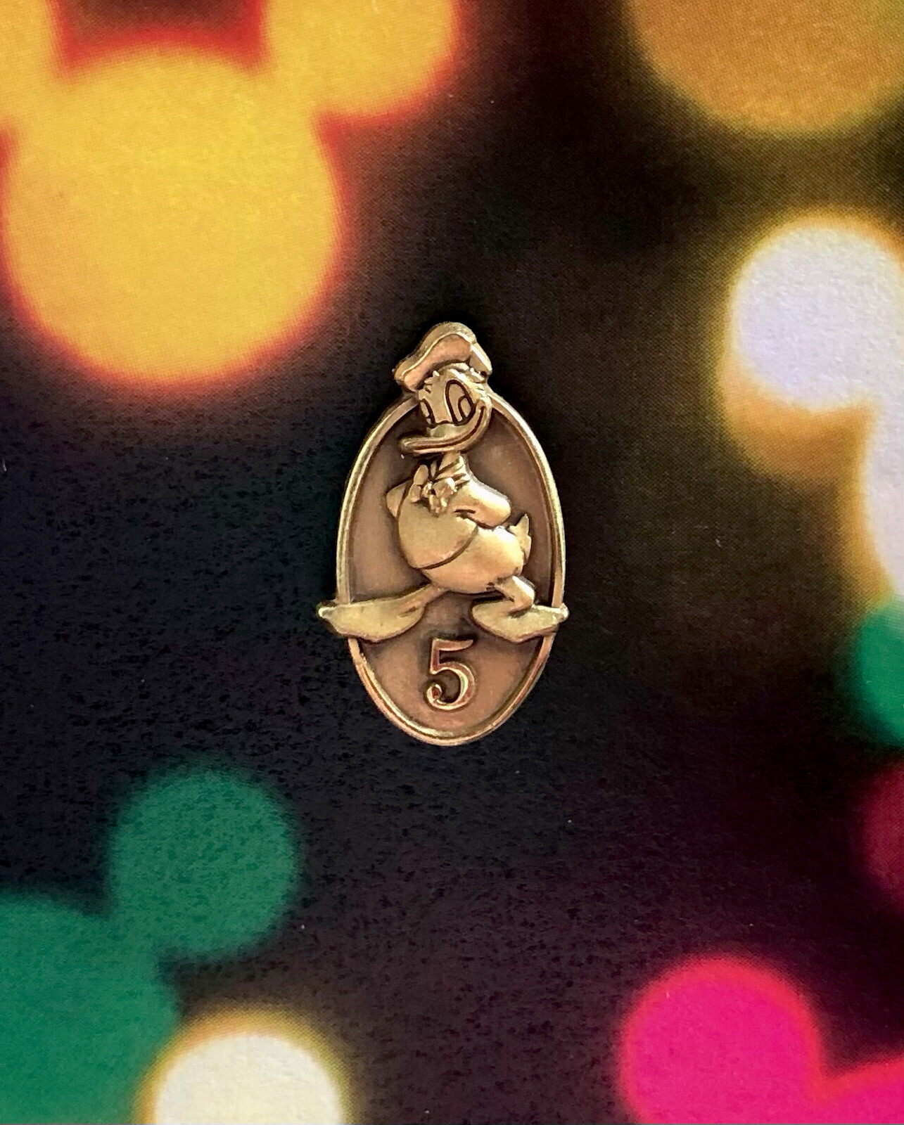 DISNEY Cast Member Five 5 Year Service Award Pin Donald Duck (Small 5 ...