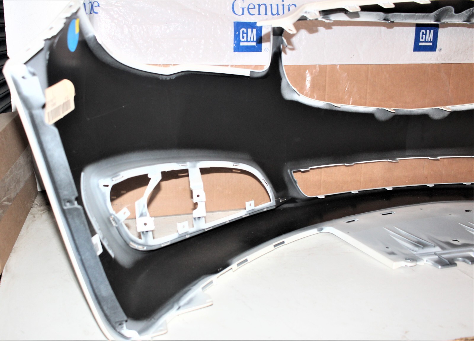 2014-17 Buick Regal Front Bumper Cover - OEM NEW GM(22938366 PEARL ...