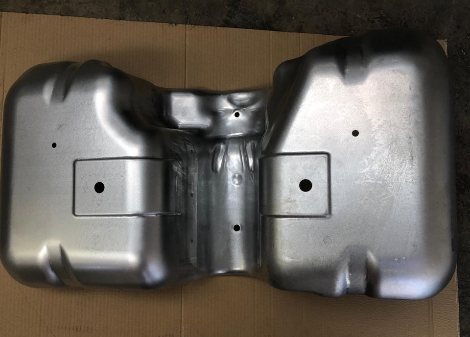 RANGE ROVER EVOQUE FUEL TANK CRADLE EVOQUE FUEL TANK SHEILD LR041435 ...