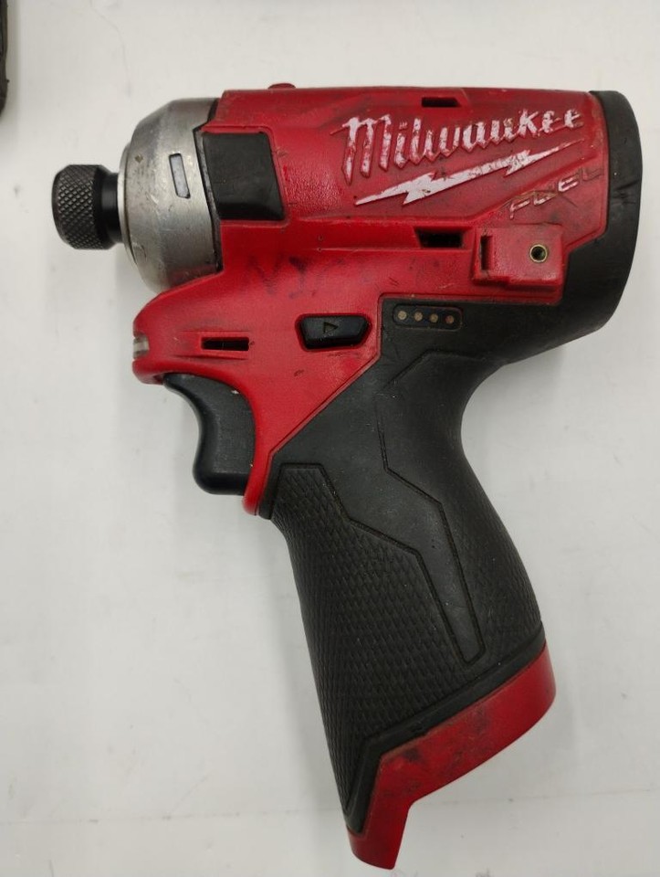 MILWAUKEE TOOLS 48-11-2425 M12 SURGE IMPACT/REDLITHIUM HIGH OUTPUT C ...