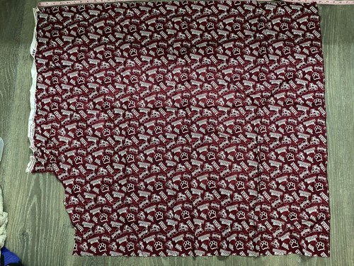 MISSISSIPPI STATE UNIVERSITY BULLDOGS Tone (42”x37”) 100% Cotton Fabric ...