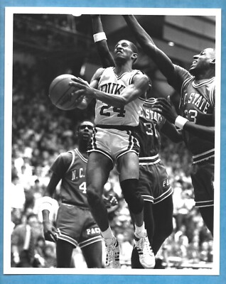 Duke Blue Devils Johnny Dawkins 24 (1985) Malcom Emmons Press Photo 2 ...