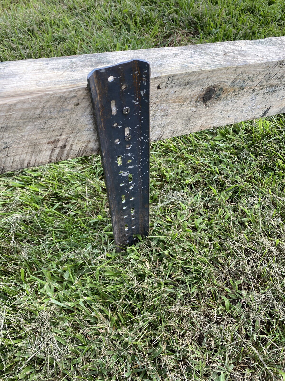 Metal Stakes - Steel - Concrete Forming Stakes - Lot of 25 | eBay