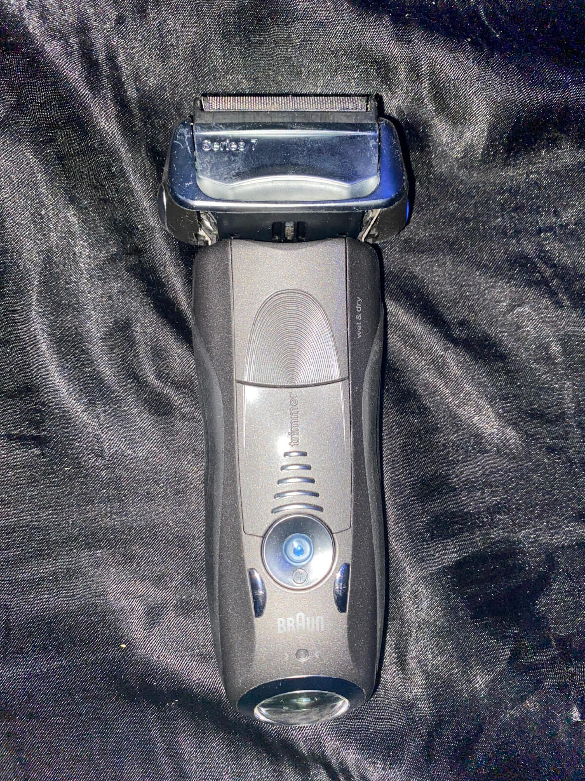 Braun Series 7 Electric Shaver with Broken Swivel Lock - Tested ...