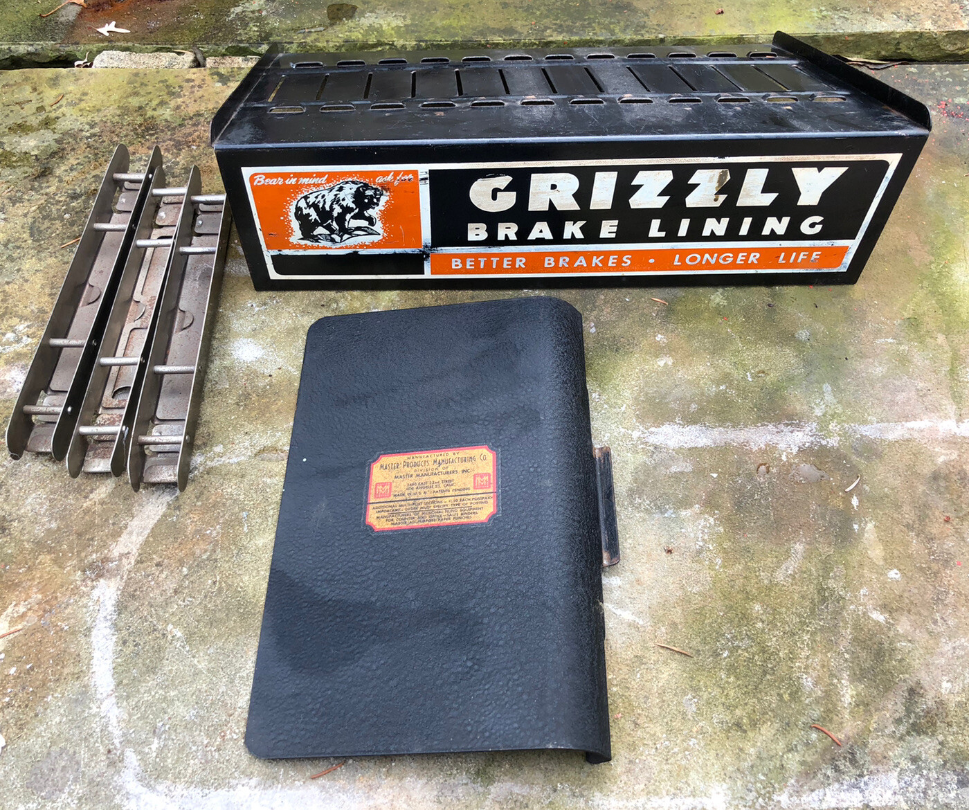 Vtg 1950s Grizzly Brake Lining Parts Catalog Counter Display Rack Bear ...