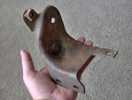 1968 1969 1970 70 Chevelle SS ITM muncie 4 four speed shifter mounting ...