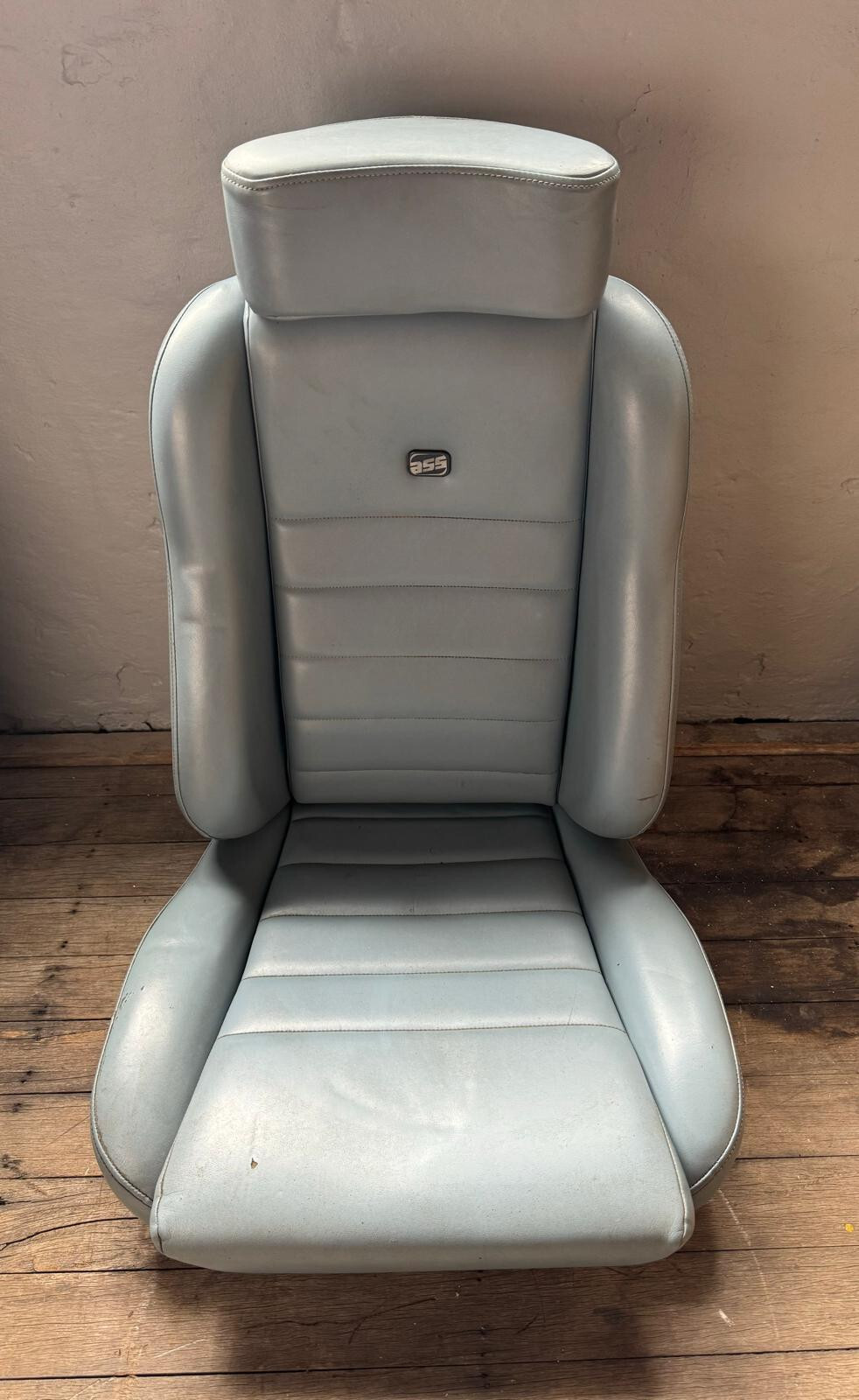 GENUINE SCHEEL SEAT - LIGHT BLUE VINYL - DRIVER SIDE SEAT | eBay Australia