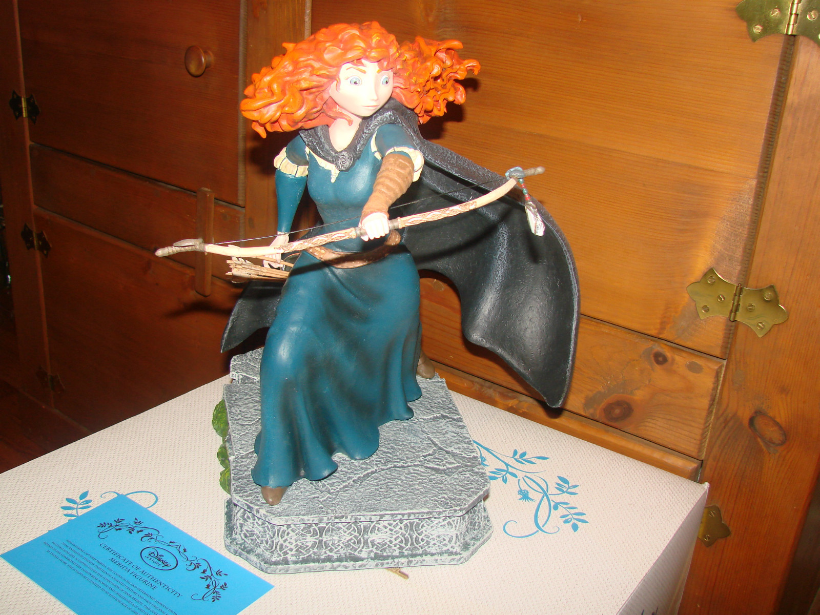 DISNEY Pixar BRAVE Large MERIDA Figure Sculpted Statue Limited Edition ...