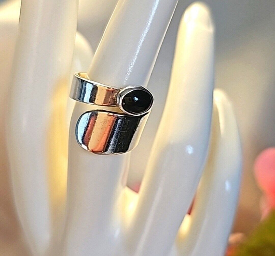 Silpada Sterling Silver 925 BLACK ONYX Wrap Ring R0946 Size Silpada Sterling Silver 925 BLACK ONYX Wrap Ring R0946 Size