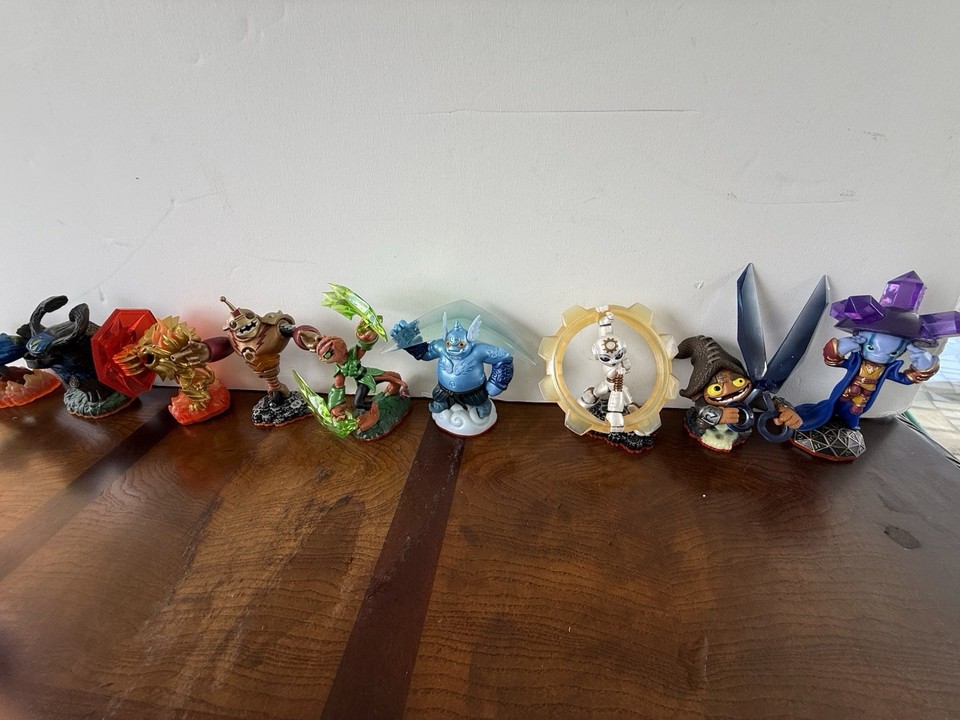 Activision Skylanders Lot of 100 Figures & Vehicles — Mixed Series | eBay