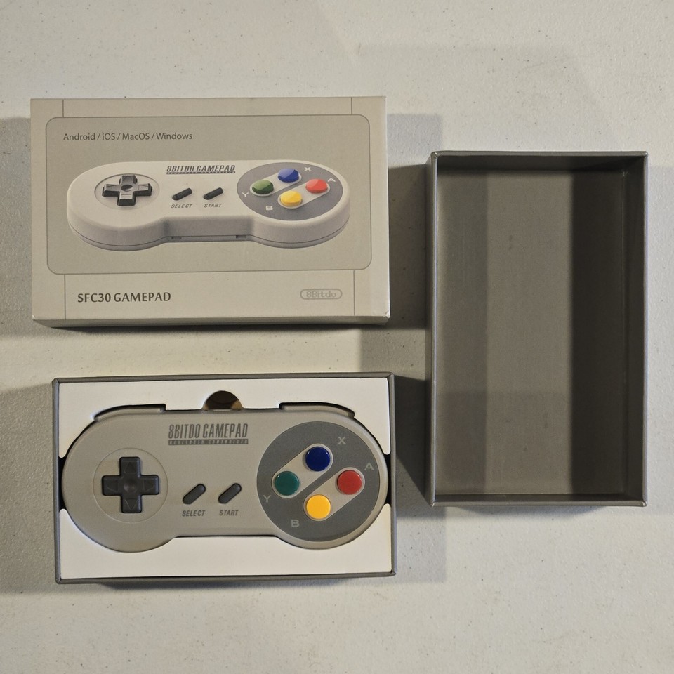 8bitdo - SFC30 - BLUETOOTH GAMEPAD - 30TH ANNIVERSARY FAMICOM EDITION ...