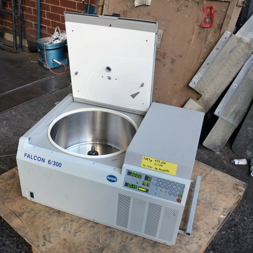 MSE FALCON 6/30 Multispeed Laboratory centrifuge MSB300.CX3.5 | eBay ...