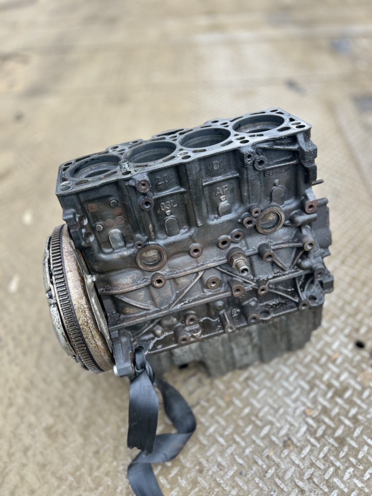 GENUINE VW TRANSPORTER T5.1/T6 2.0 TDI EURO 5 CYLINDER BLOCK 108K 2010 ...