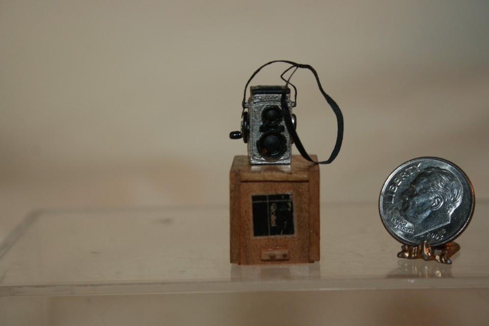 Miniature Dollhouse Replica 1920s Rollei Movie Camera w Sliding Wood ...