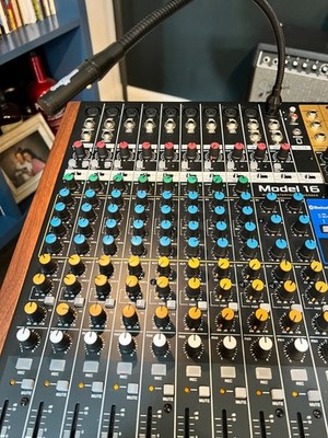 Tascam Model 16 | Multitrack Recorder / Mixer / Audio InterfaceTascam ...