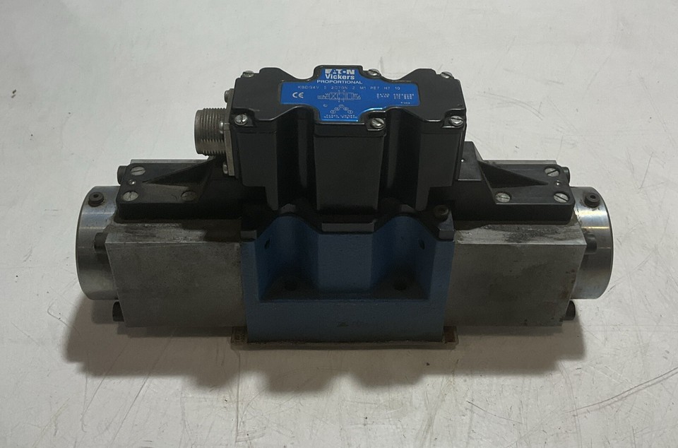 EATON/VICKERS KBDG4V 52 C70N Z M1 PE7 H7 10 PROPORTIONAL DIRECTIONAL ...