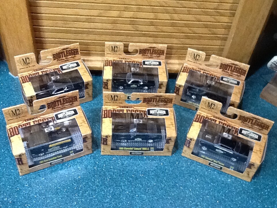 M2 MACHINES 2021 LUNATI BOOTLEGGER OUTLAW CARS SET OF 6 Comes with M2 ...