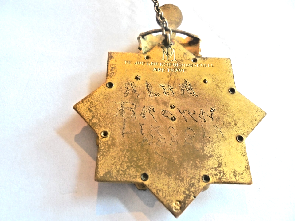 Antique Odd Fellows Grand Decoration of Chivalry Medal Red Crown Band ...