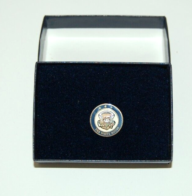 Ronald Reagan TIE TACK LAPEL PIN pinback Presidential Seal White House ...