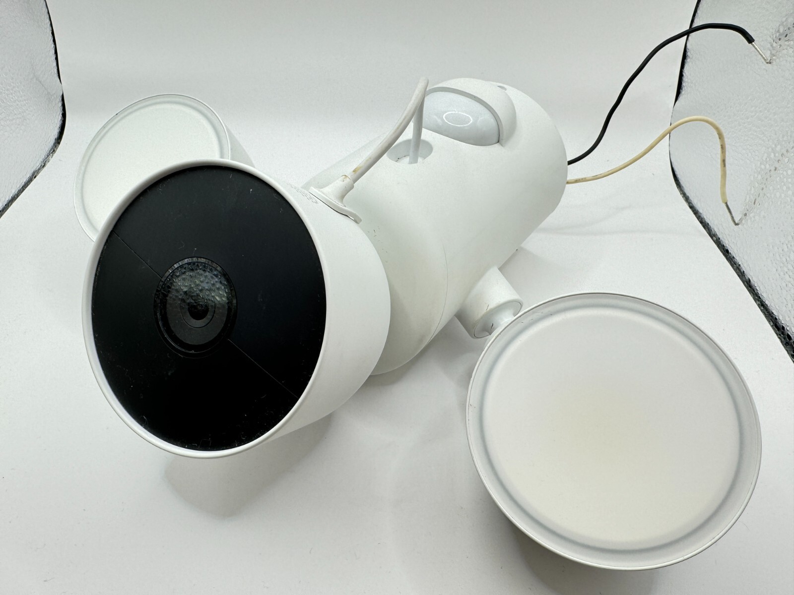 Google Nest Cam Outdoor Floodlight Surveillance Camera Snow Wired ...