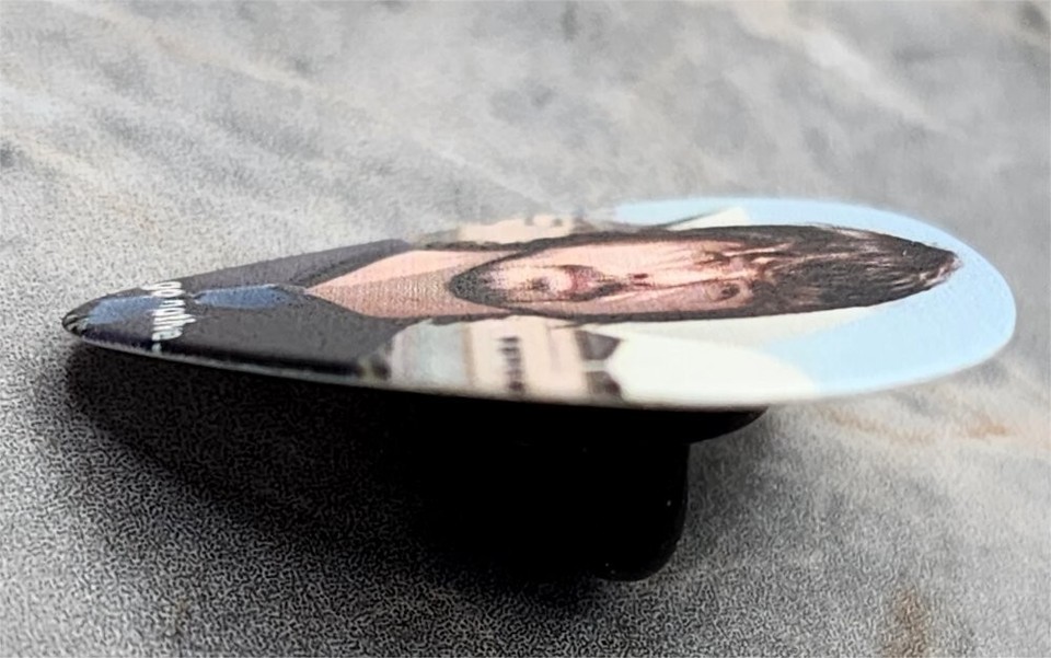 Foo Fighters Dave Grohl Guitar Pick Lapel Pin or Tie Tack | eBay