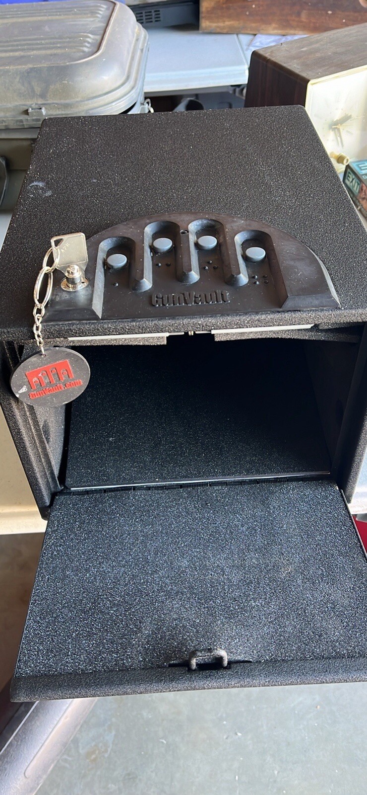 GunVault MultiVault Biometric GVB2000 Security Handgun Safe - Black ...