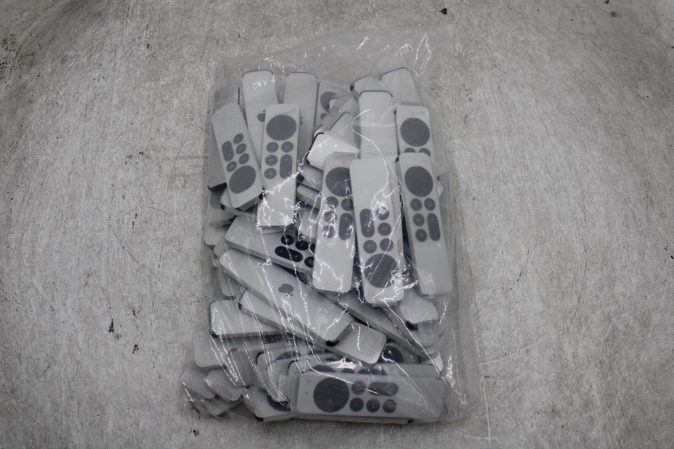 New Apple A2540 Wireless Silver Digital Siri Remote Control For Apple ...