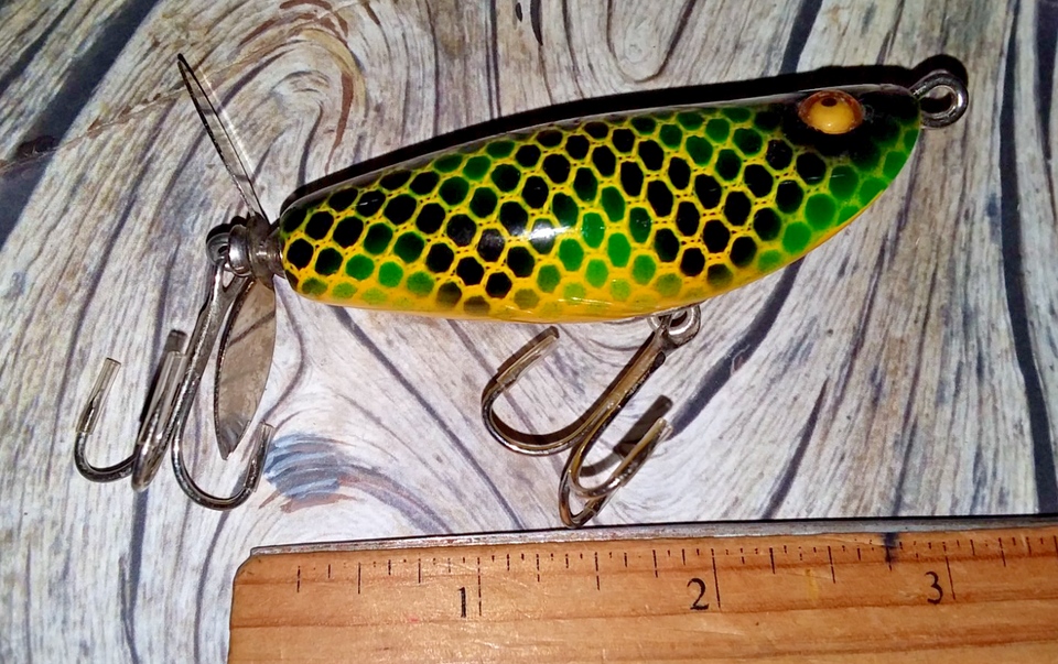 #14 Godagley SPURT Bait Wooden Glass Eyed Fishing Lure New Plastic Box ...