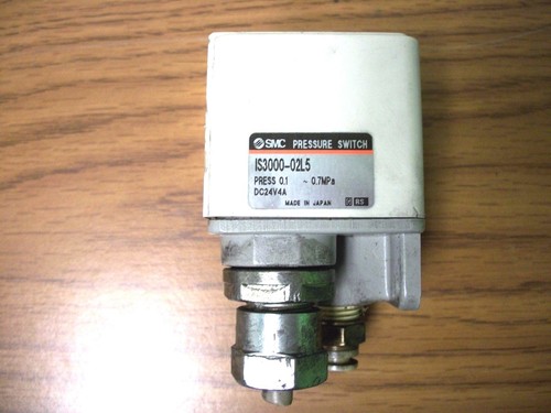SMC Pneumatic Pressure Switch, Mod# IS3000-02L5 Used | eBay
