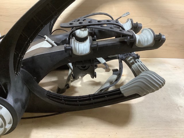 Thule 9001 Raceway 2 Bike Rear Mounted Bike Rack for sale online | eBay