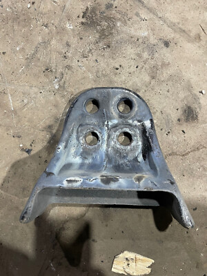 FREIGHTLINER AXLE STOP, MOUNT, BRACKET 16-15617-000 | eBay