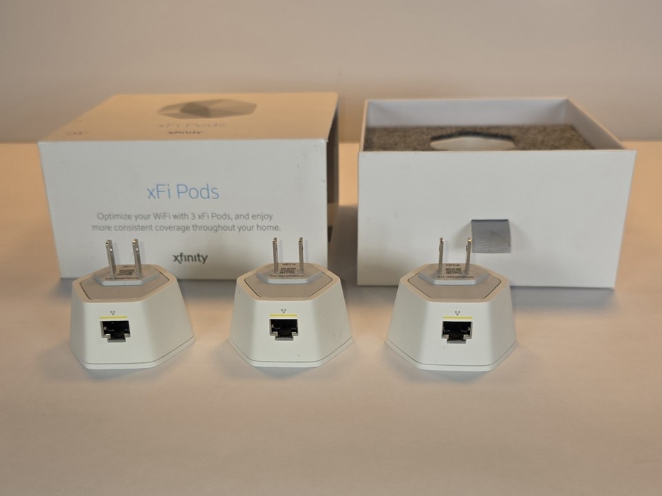 Xfinity Comcast XE1-S xFi WiFi pod extender set of three remove WIFI ...