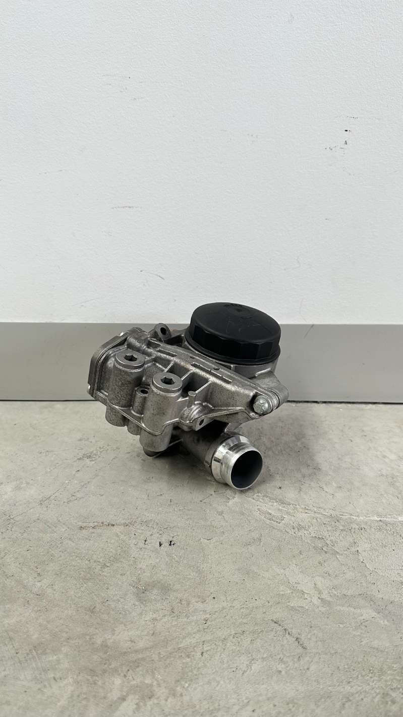 BMW F80 F82 F87 M2 M3 M4 S55 N55 Oil Filter Housing w/ Thermostat ...