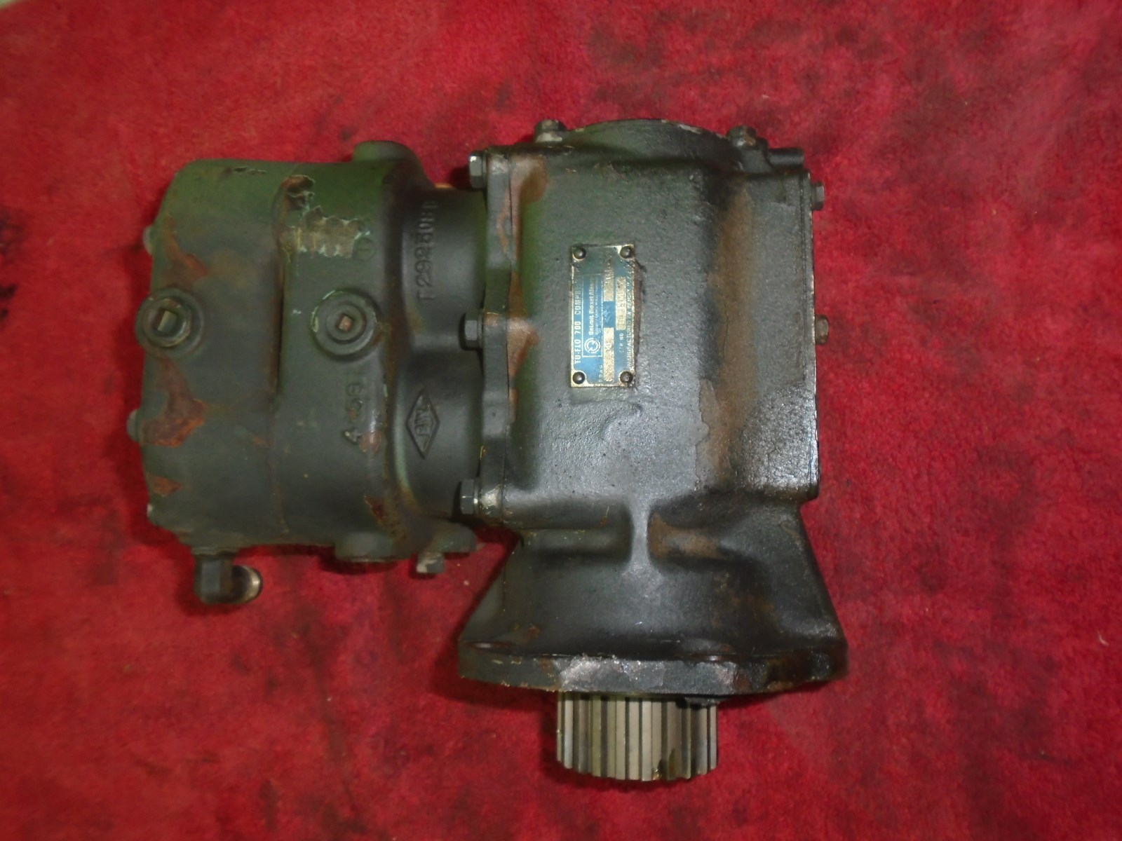 DETROIT DIESEL 8V92 Bendix TU-FLO 700 Air Compressor - ORIGINAL ...