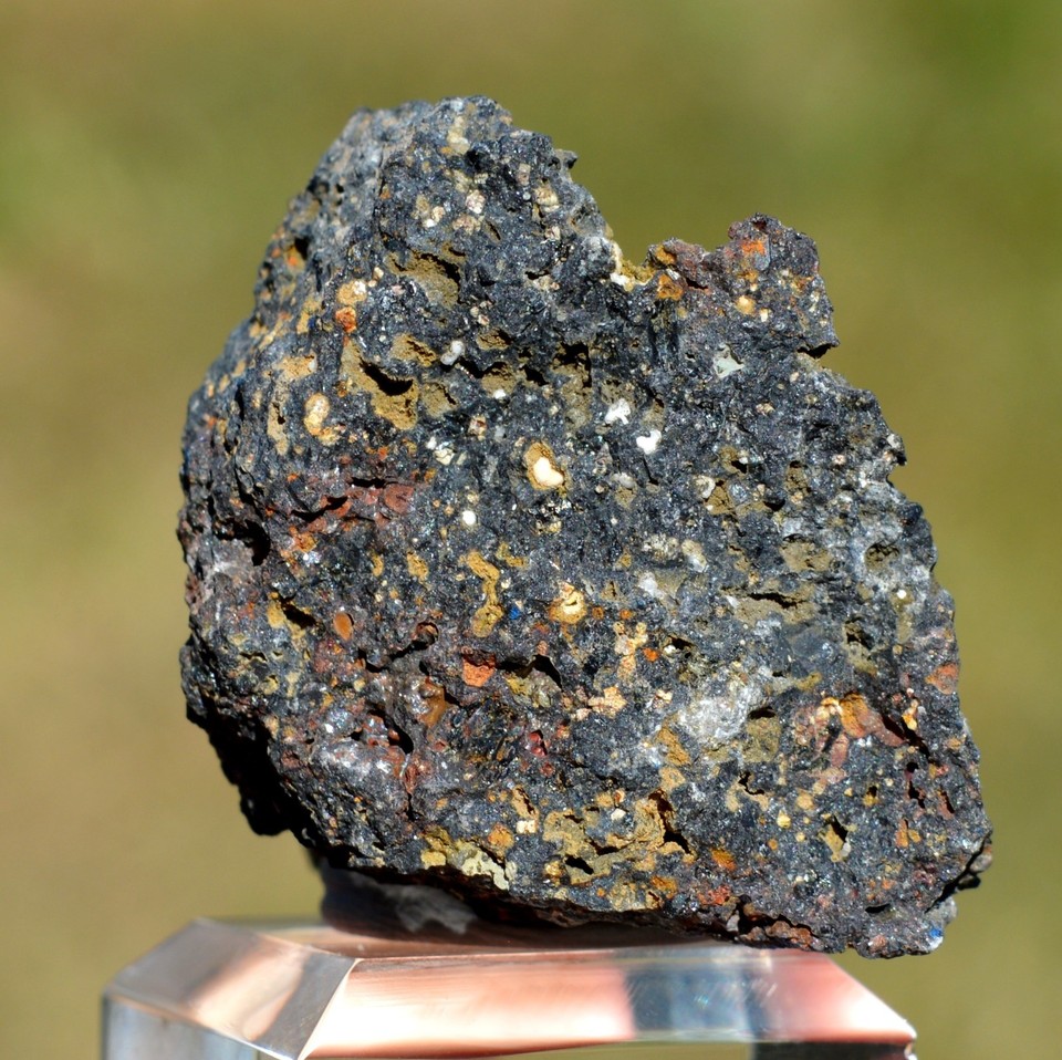 Basalto Augite 57 Grammi - Ginostra, Isola Di Stromboli, Lipari, Italia ...