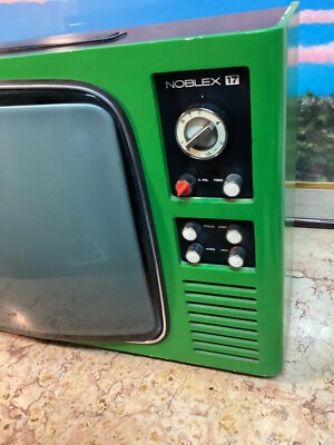 NOBLEX 17 MODEL 17NT326 TV. MADE IN ARGENTINA 1980. GREEN. 220V | eBay