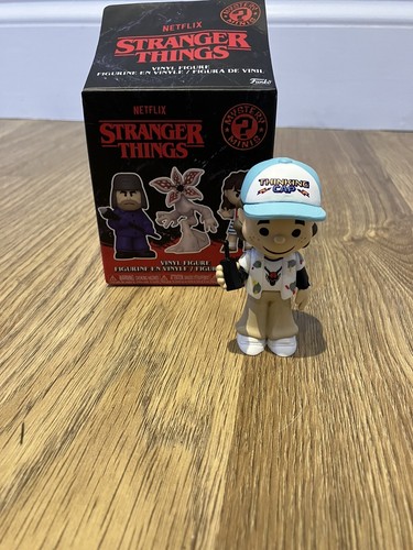 Stranger Things Funko Mystery Mini - Dustin | eBay UK